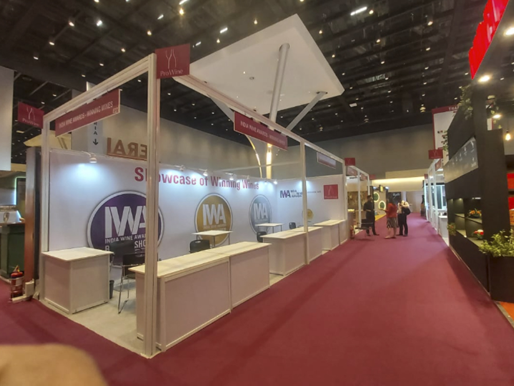 System Stand – Show Master